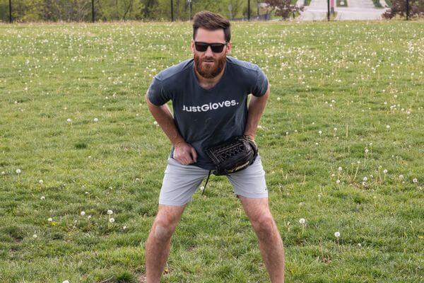 How To Catch A Fly Ball | 5 Easy Steps